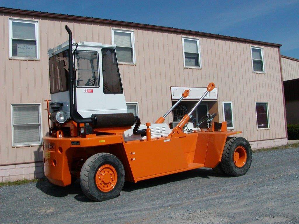 2006 Diesel Terex FDC-25-K6 Container Handlers (Loaded/Empty)