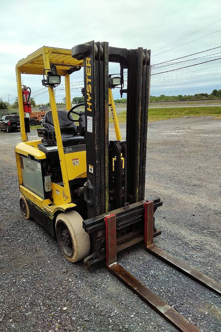 Electric Hyster E50XM Electric 4 Wheel Sit Down