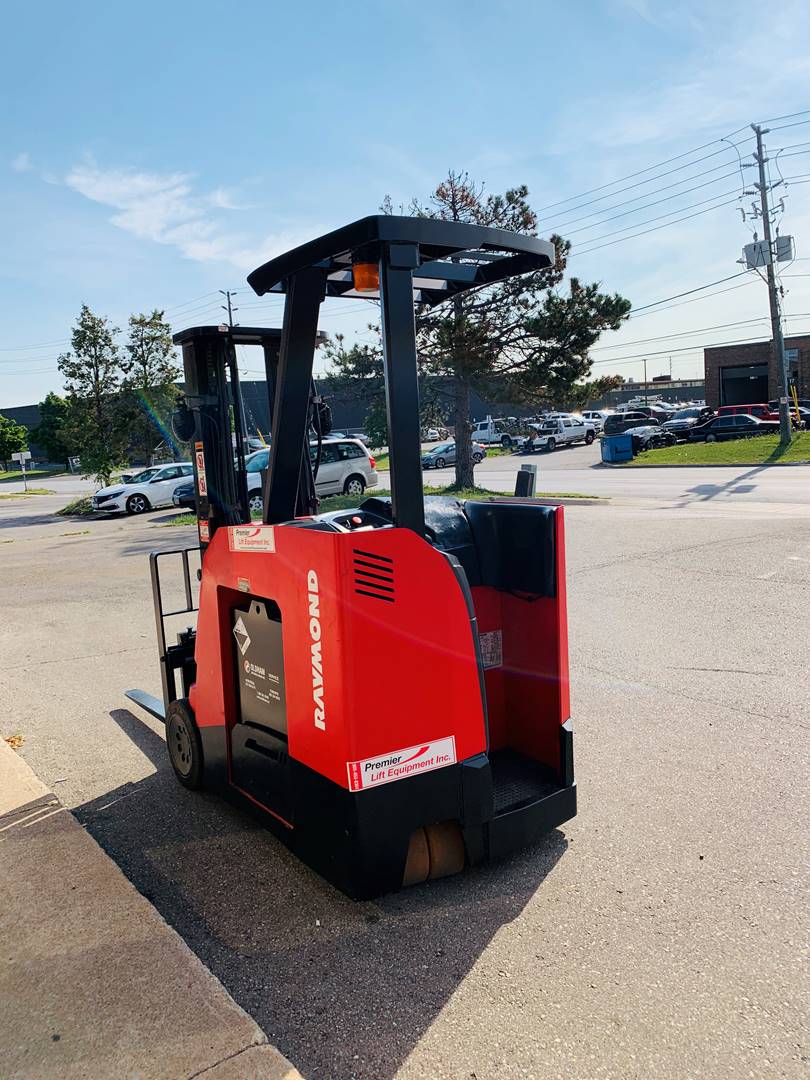 2014 Electric Raymond 425-C40TT Electric Stand Up End Control (Docker)