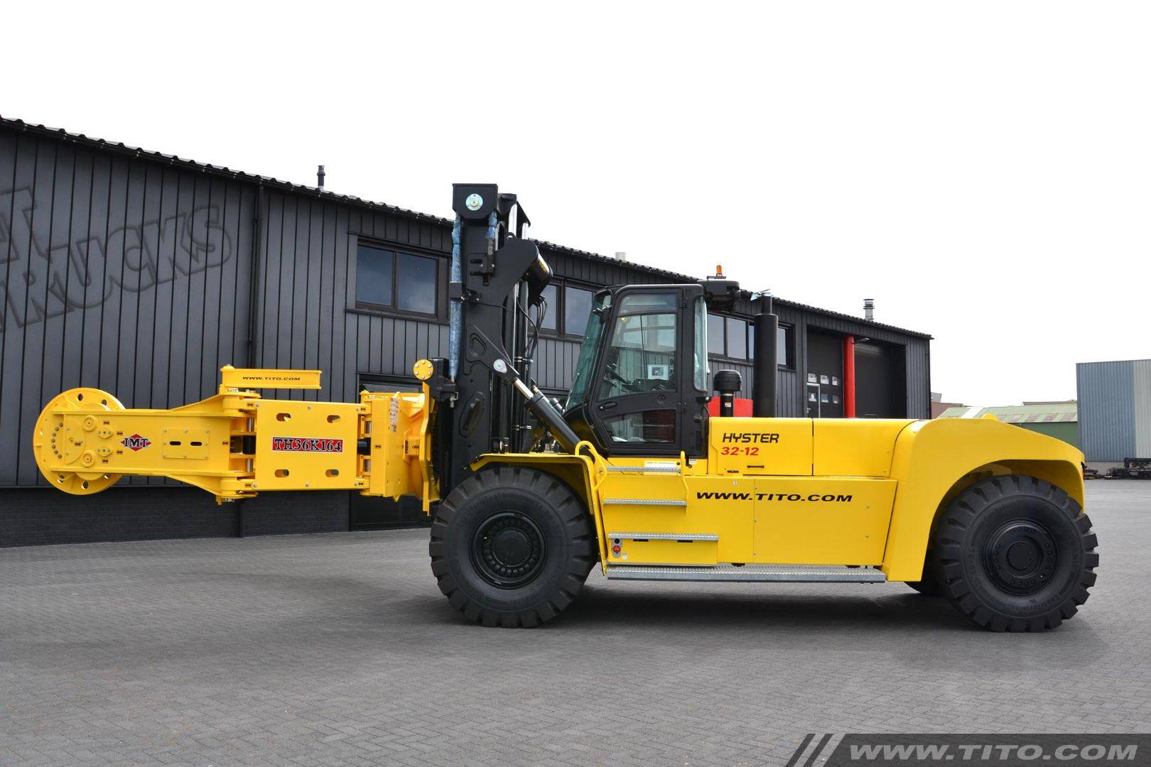 2019 Diesel Hyster Tire Handler Pneumatic Tire 4 Wheel Sit Down