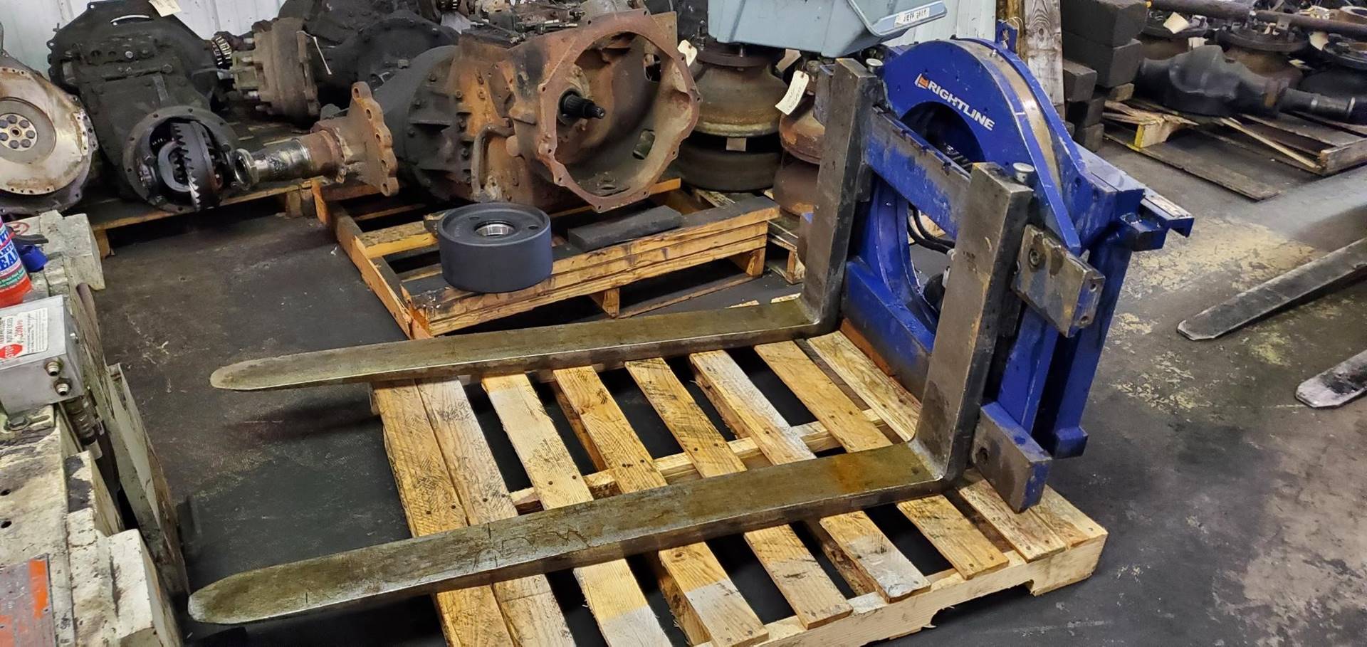 Rightline RO65B-42-3C Rotator (Rotating Forks)