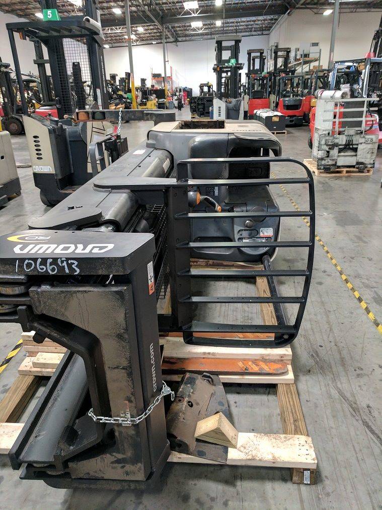 2009 Electric Crown RD5225-30 Electric Narrow Aisle Double Reach