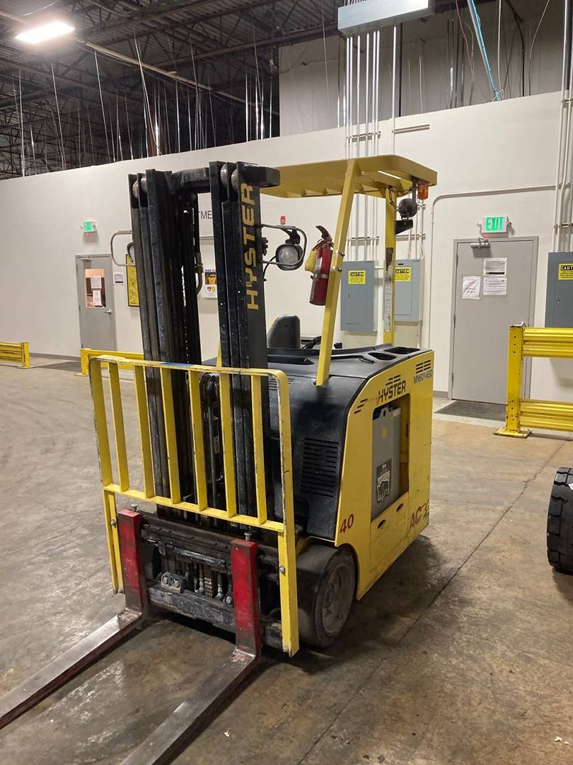 2015 Electric Hyster E40HSD Electric Stand Up End Control (Docker)
