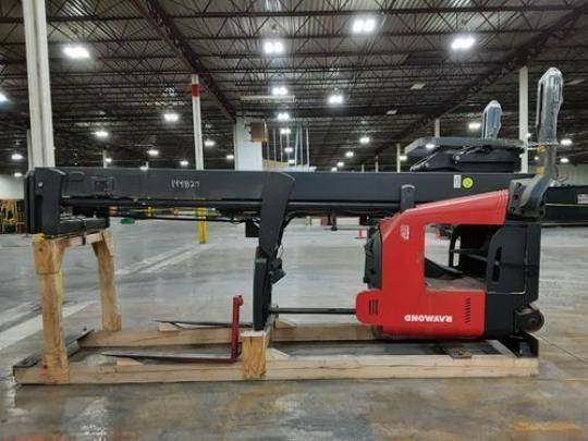 2014 Electric Raymond 752 DR32TT Electric Narrow Aisle Single Reach