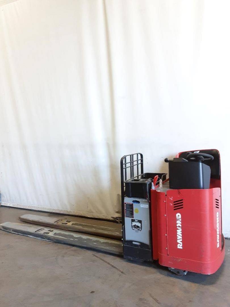 2019 Electric Raymond 8900 Electric Walkie Pallet Jack