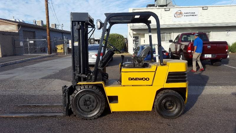 1995 Gasoline Daewoo G30S-2 Pneumatic Tire 4 Wheel Sit Down