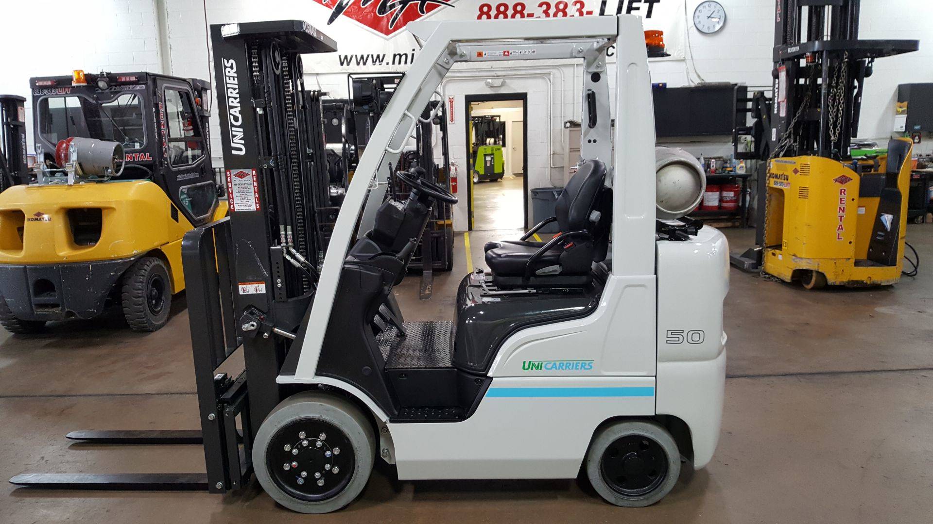 2019 LP Gas Unicarriers CF50LP Cushion Tire 4 Wheel Sit Down (Indoor ...
