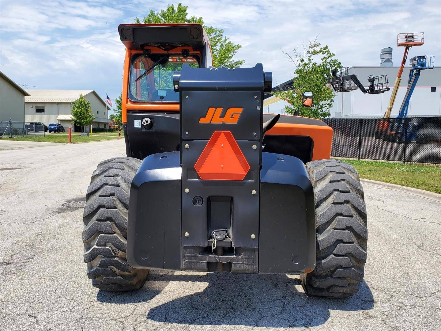 2019 Diesel JLG 1732