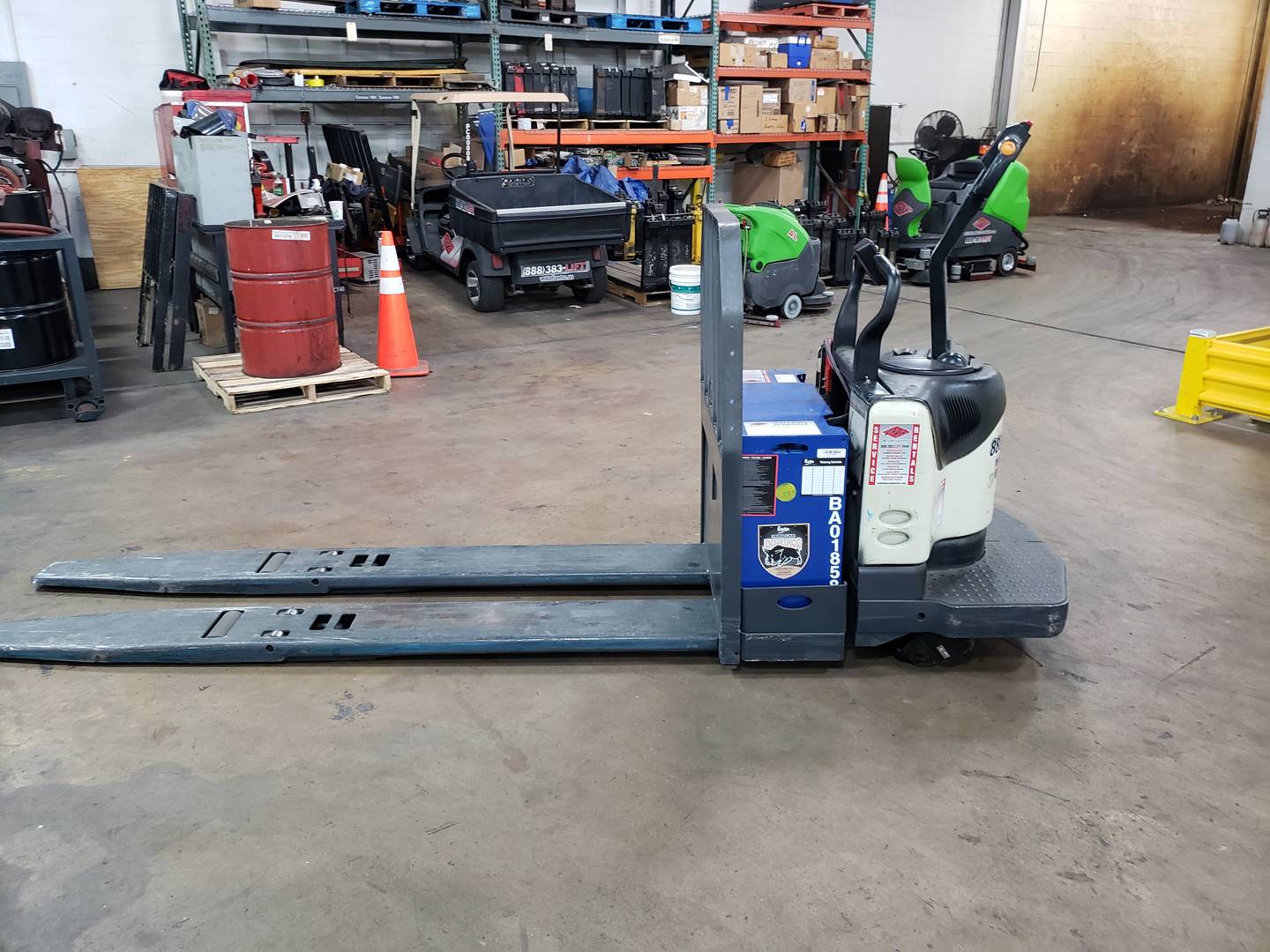 2004 Electric Crown PE4000-60 Electric Walkie/Rider Pallet Jack