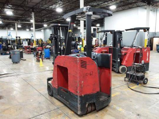 2014 Electric Raymond 425 C40TT Electric Stand Up End Control (Docker)