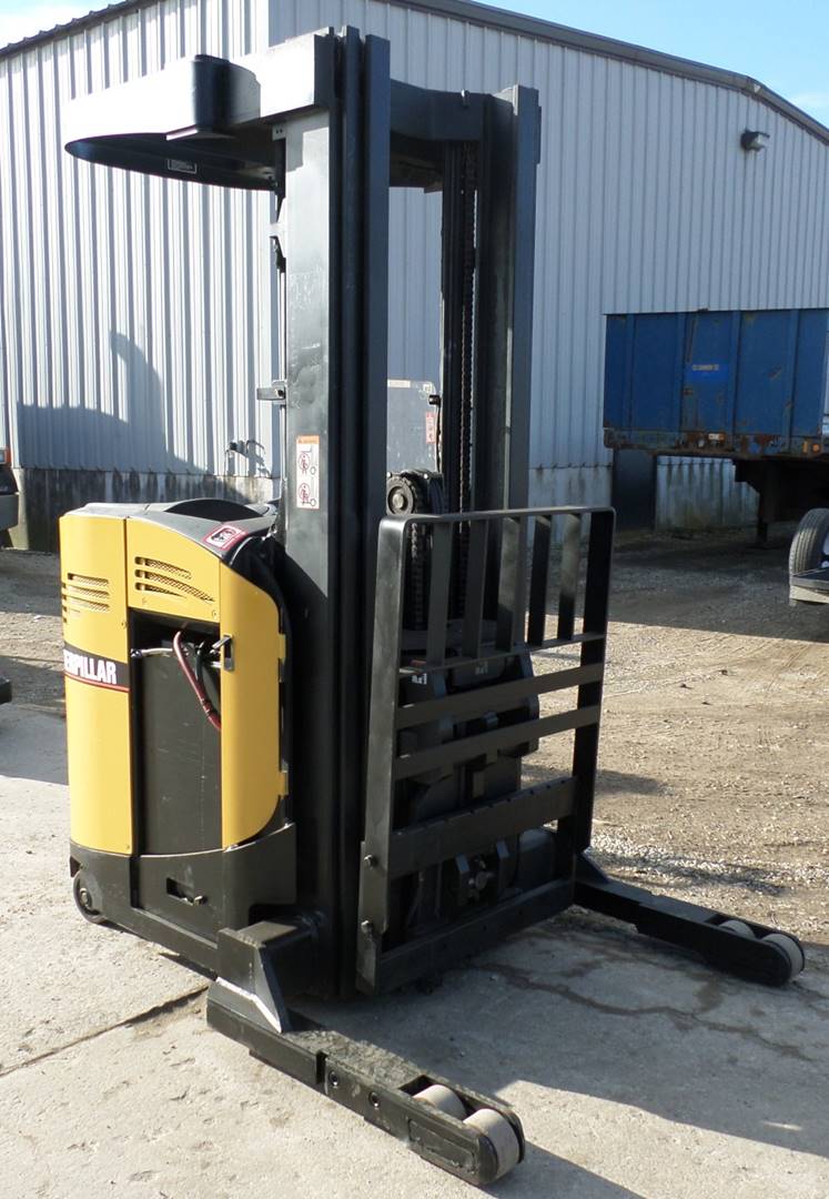 2006 Electric Cat NR3000 Electric Narrow Aisle Single Reach