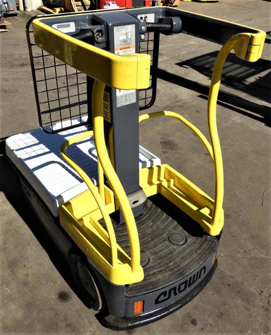 5 Used Crown Aerial work platforms for Sale