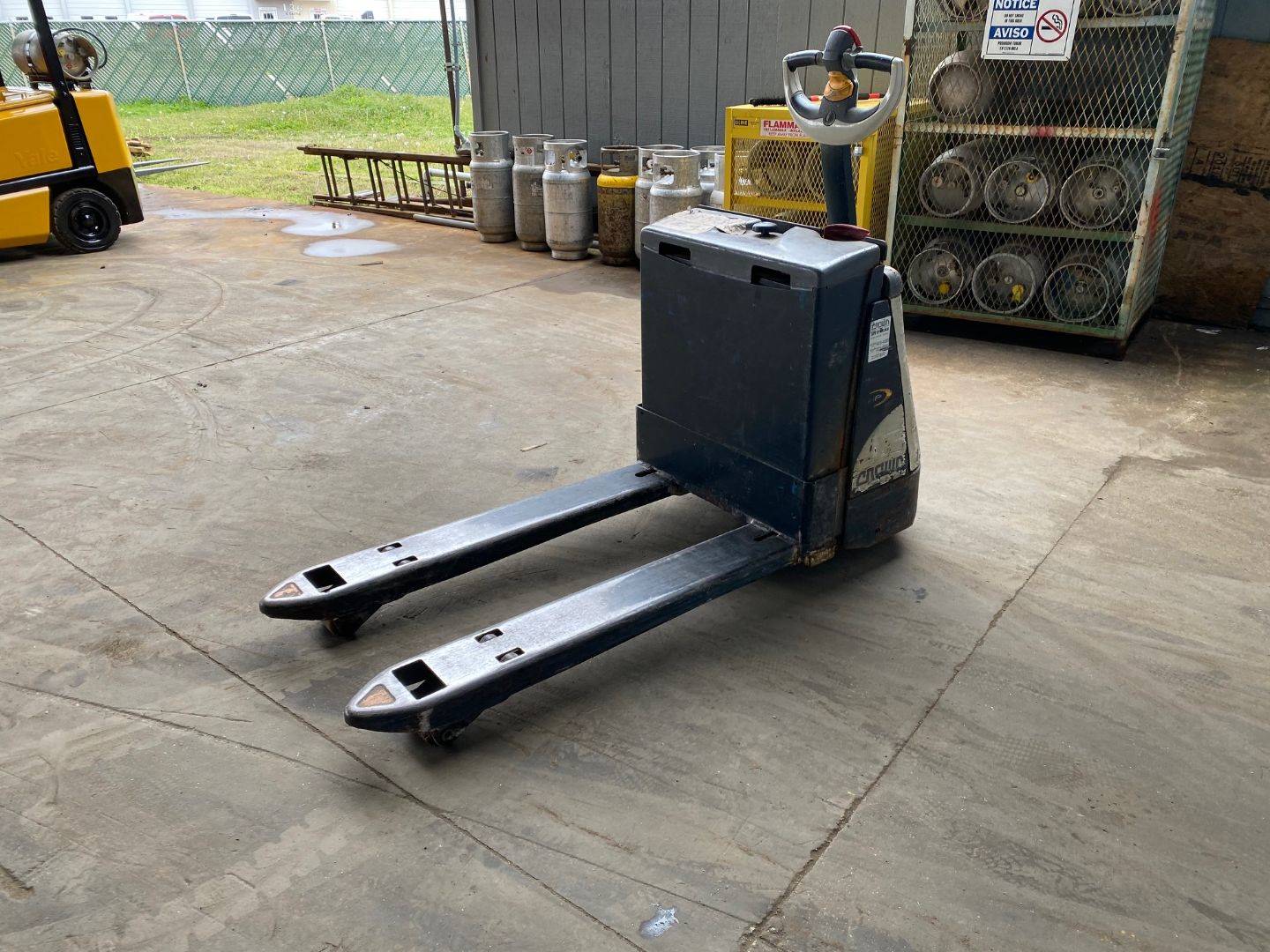 2016 Electric Crown WP3035-45 Electric Walkie Pallet Jack