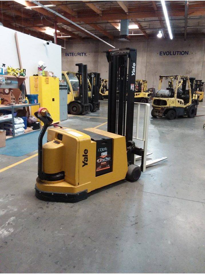 2012 Electric Yale MSW025 Electric Walkie Counterbalanced Stacker