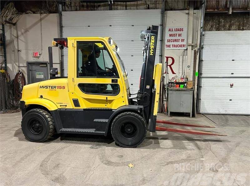 2019 Diesel Hyster Pneumatic Tire 4 Wheel Sit Down | Eliftruck