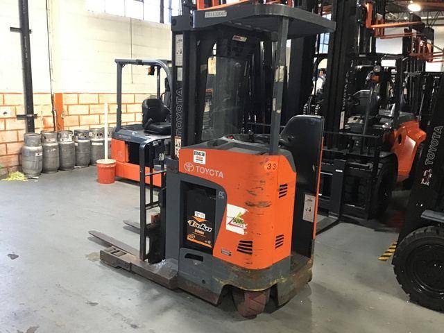 2013 Electric Toyota 8BRU18 Electric Narrow Aisle Single Reach