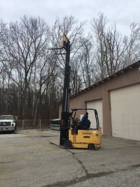 14 Used Drexel Electric Man Down Swing Reach Turret Forklifts for Sale