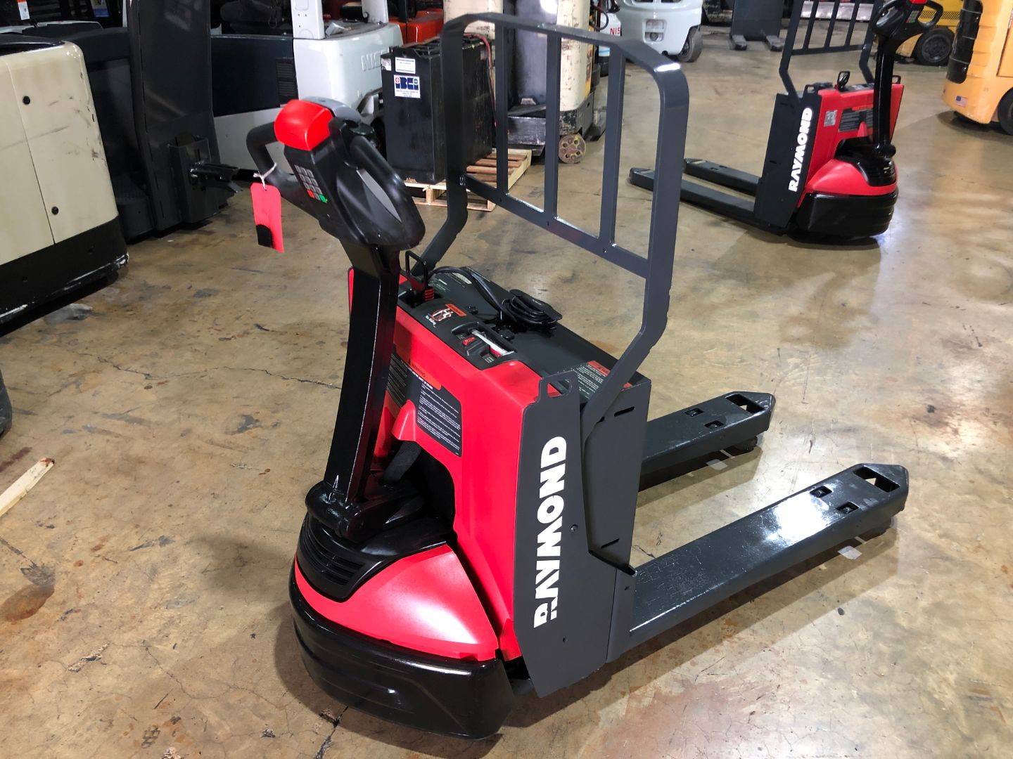 2013 Electric Raymond 102T-F45L Electric Walkie Pallet Jack