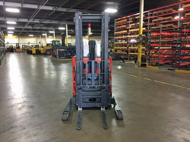 2017 Electric Toyota 9BRU18 Electric Narrow Aisle Single Reach