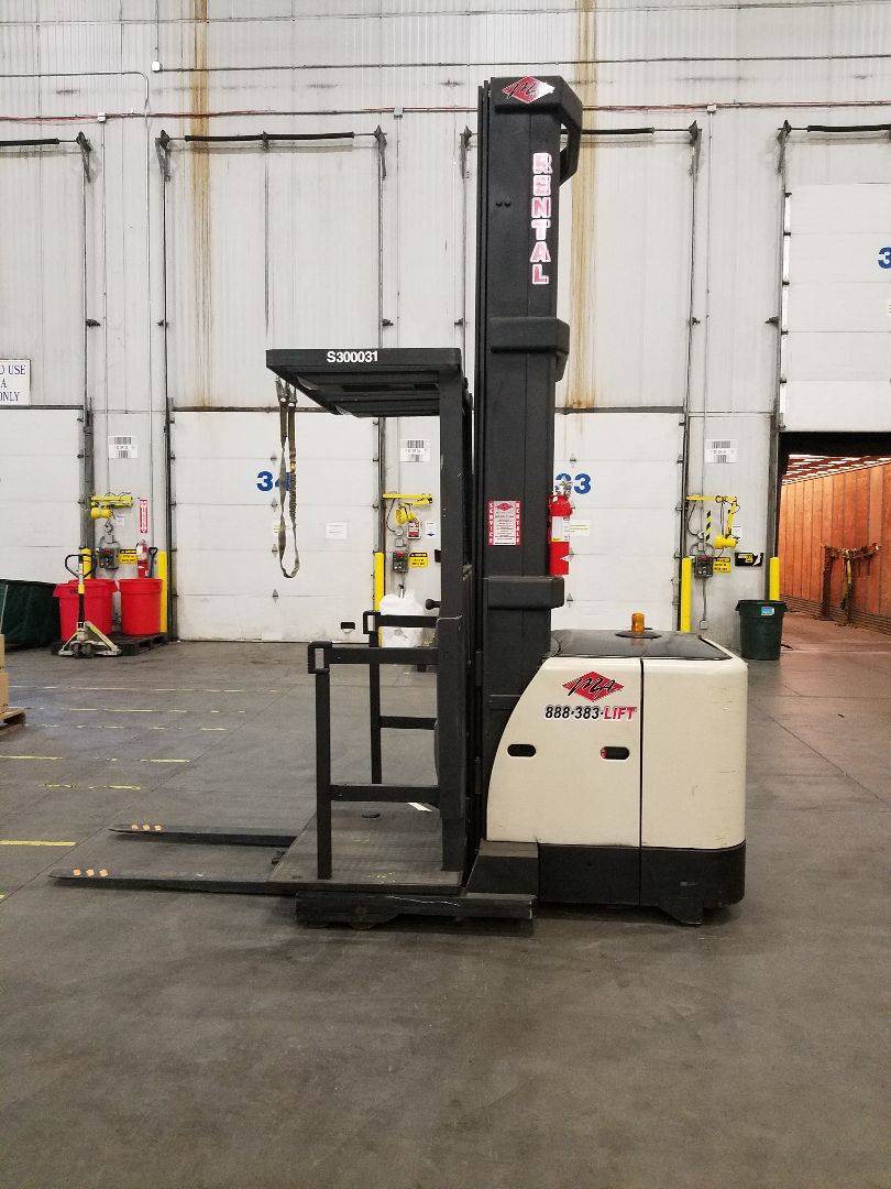 2004 Electric Crown SP3420-30 Electric Order Picker