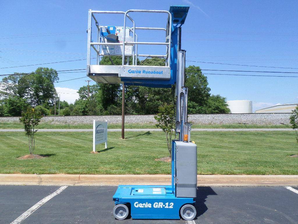 2012 Electric Genie GR12 Aerial Work Platform