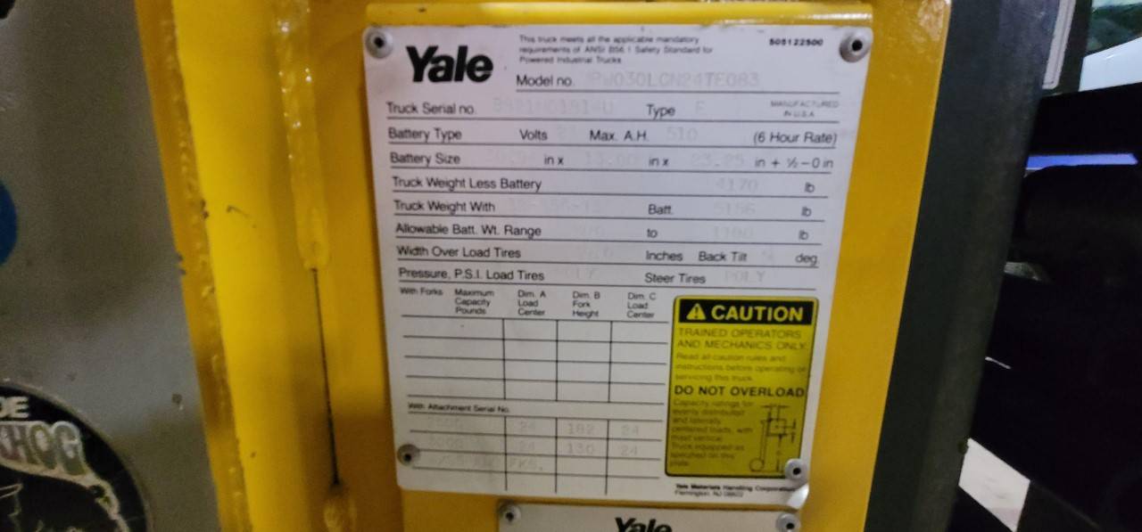 1997 Electric Yale MRW030 Electric Walkie Straddle Stacker Reach