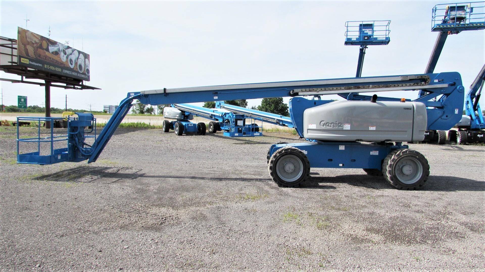 2010 Diesel Genie Z80/60 Articulated Boom