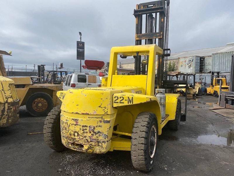 LP Gas Hyster H350 Pneumatic Tire 4 Wheel Sit Down