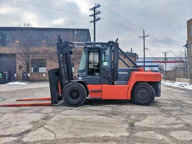 2016 Diesel Toyota THD3600-48 Pneumatic Tire 4 Wheel Sit Down
