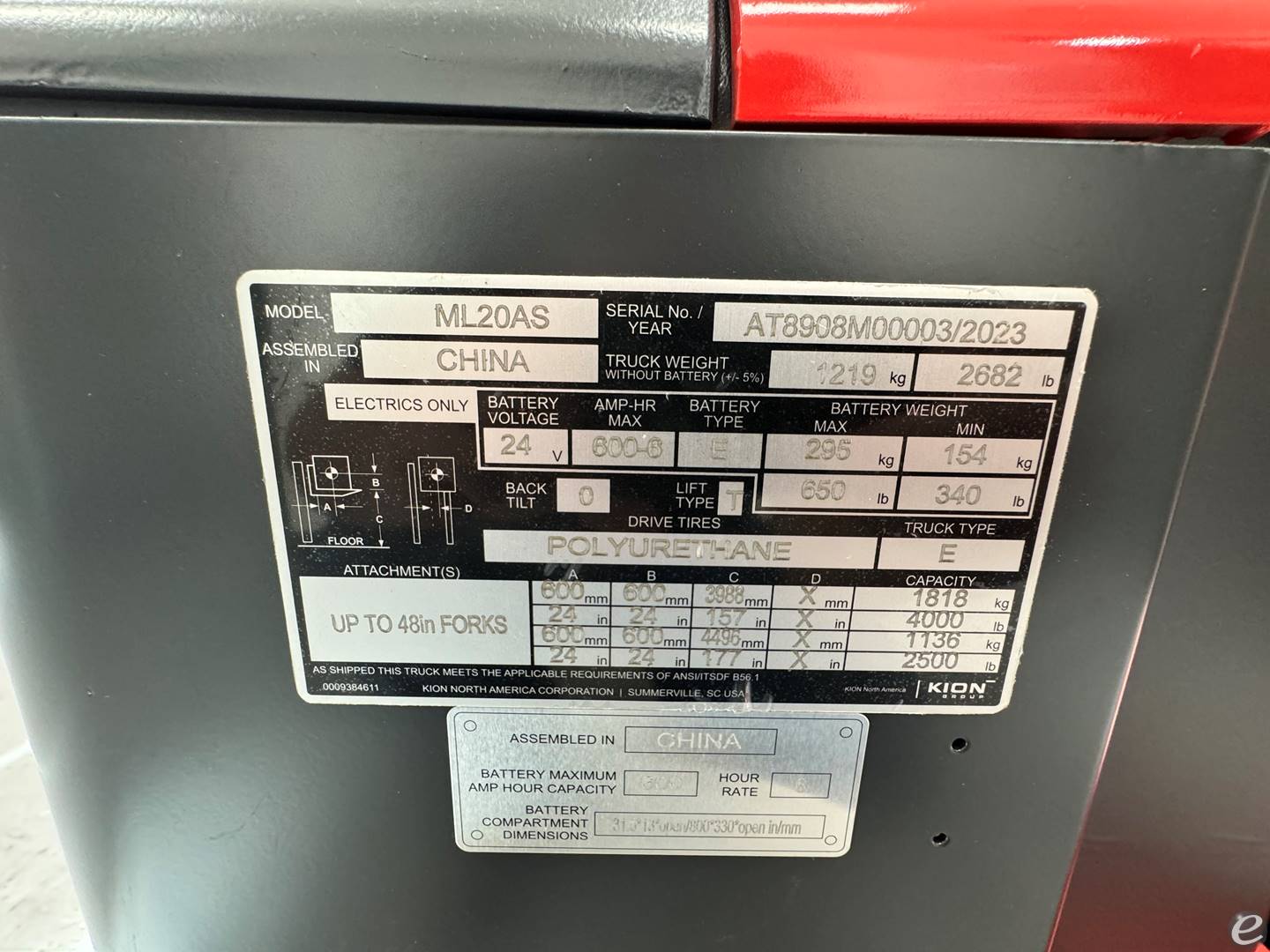 2023 Electric Linde Electric Walkie Straddle Stacker | Eliftruck