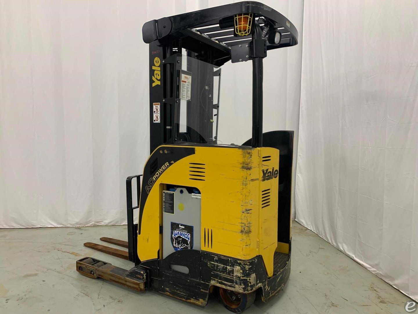2019 Electric Yale Electric Narrow Aisle Single Reach | Eliftruck