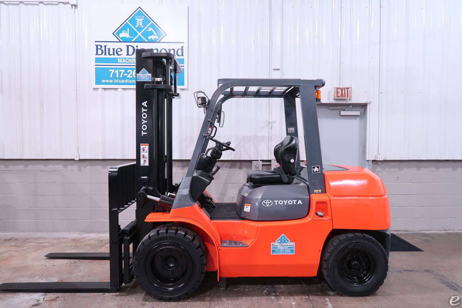 2008 Diesel Toyota Forklifts 7FDU35 - 123Forklift
