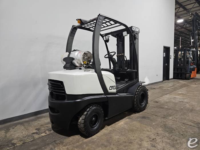 2012 LP Gas Crown Pneumatic Tire 4 Wheel Sit Down | Eliftruck
