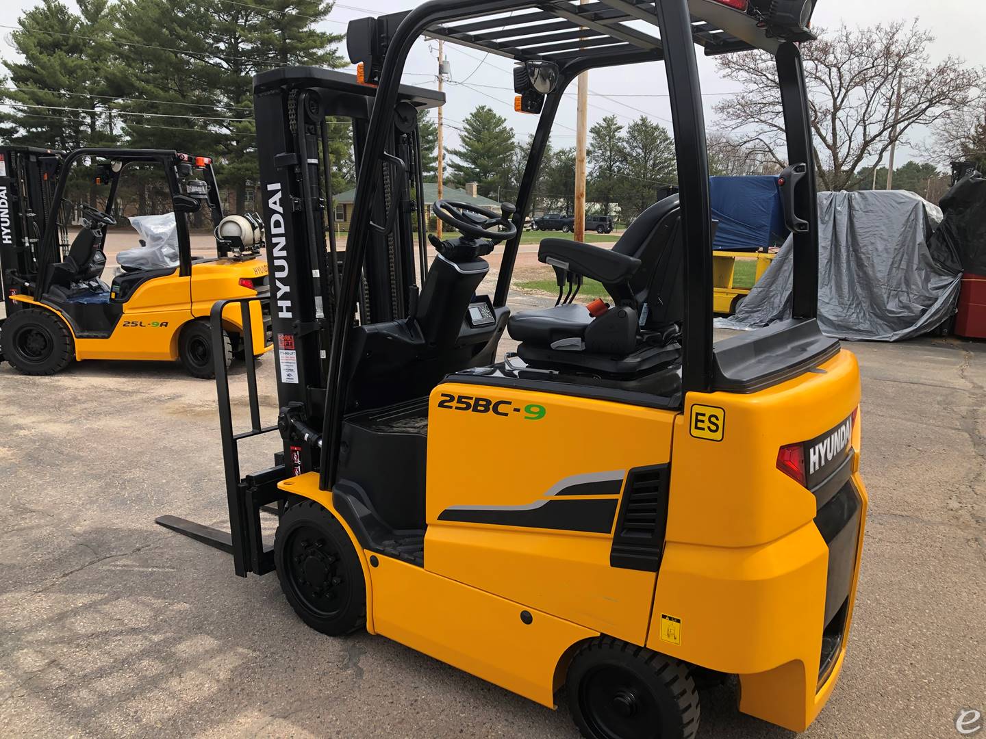 2022 Electric Hyundai 25BC-9 Pneumatic Tire 4 Wheel Sit Down