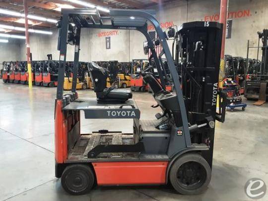 2017 Electric Toyota 8FBCHU25 Cushion Tire 4 Wheel Sit Down (Indoor ...