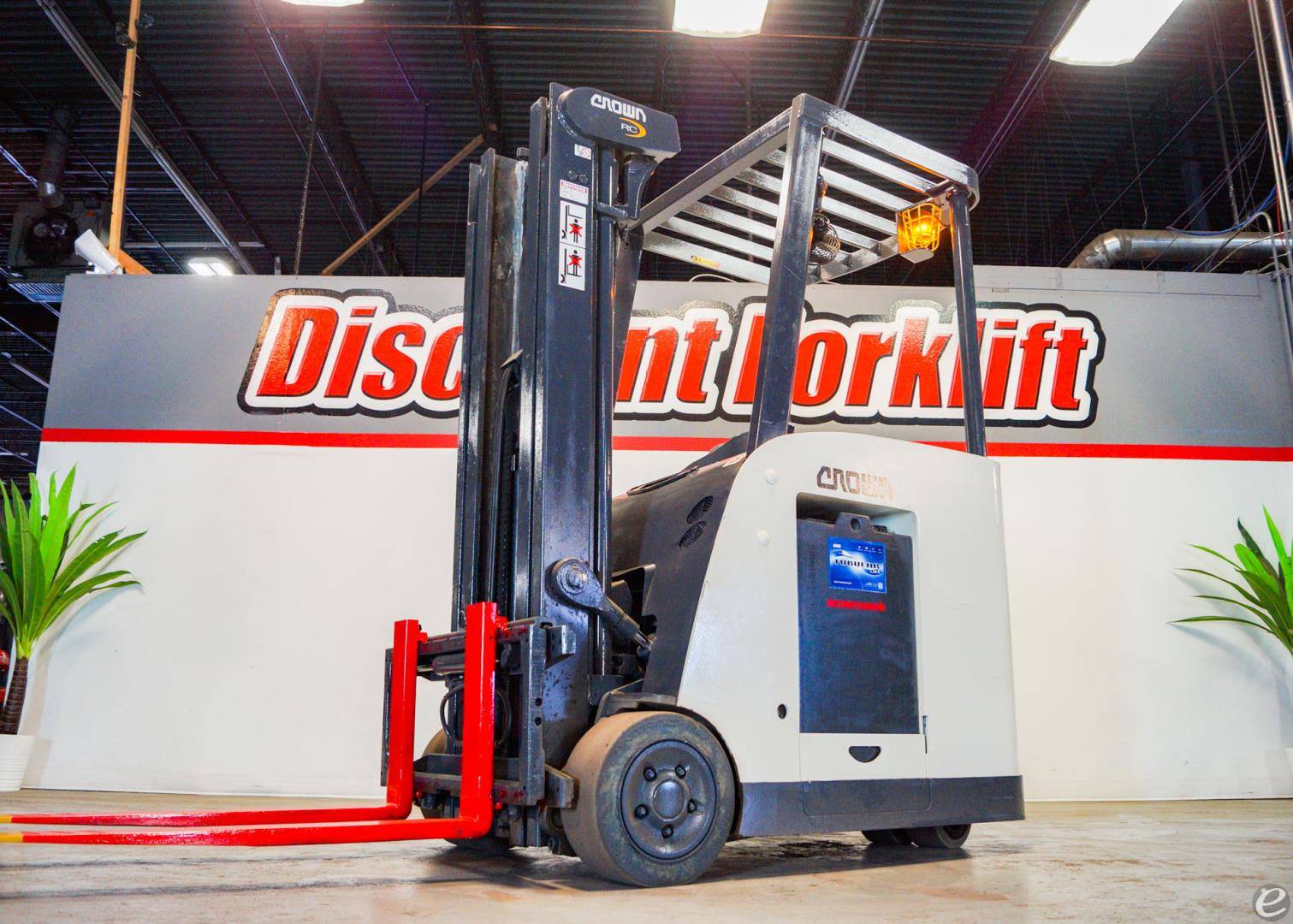 2001 Electric Crown RC3020-35 Electric Walkie Counterbalanced Stacker