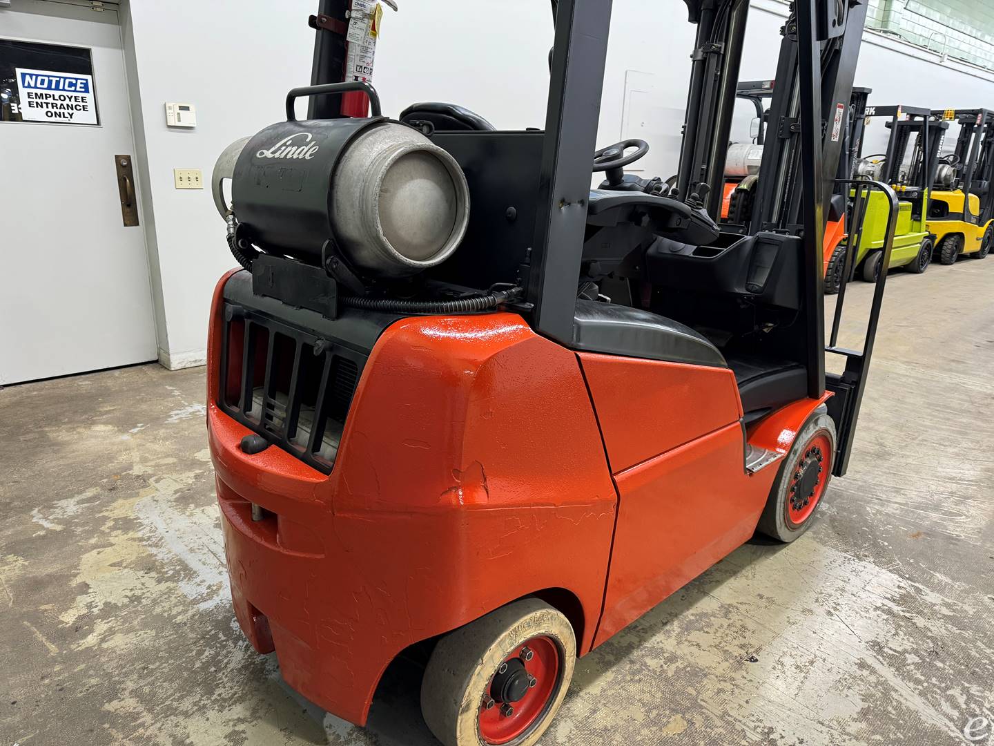 2018 LP Gas Linde H25CT Cushion Tire 4 Wheel Sit Down (Indoor Warehouse)