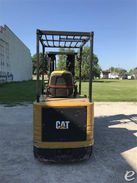 2000 Electric Cat 2EC25 Electric 4 Wheel Sit Down