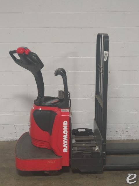 2014 Electric Raymond 8410 Electric Walkie/Rider Pallet Jack