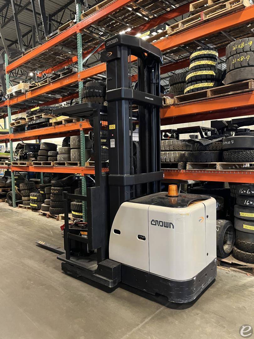 2015 Electric Crown - SP3520-30 Electric Order Picker