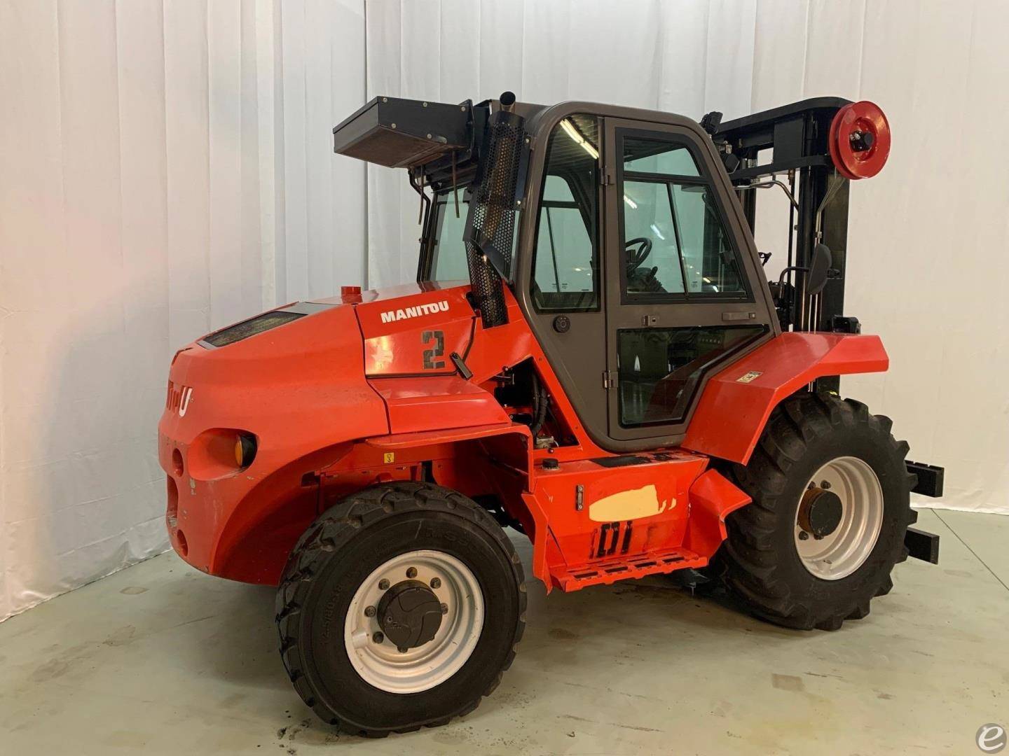 2017 Diesel Manitou M40.4 Rough Terrain (Vertical Mast)