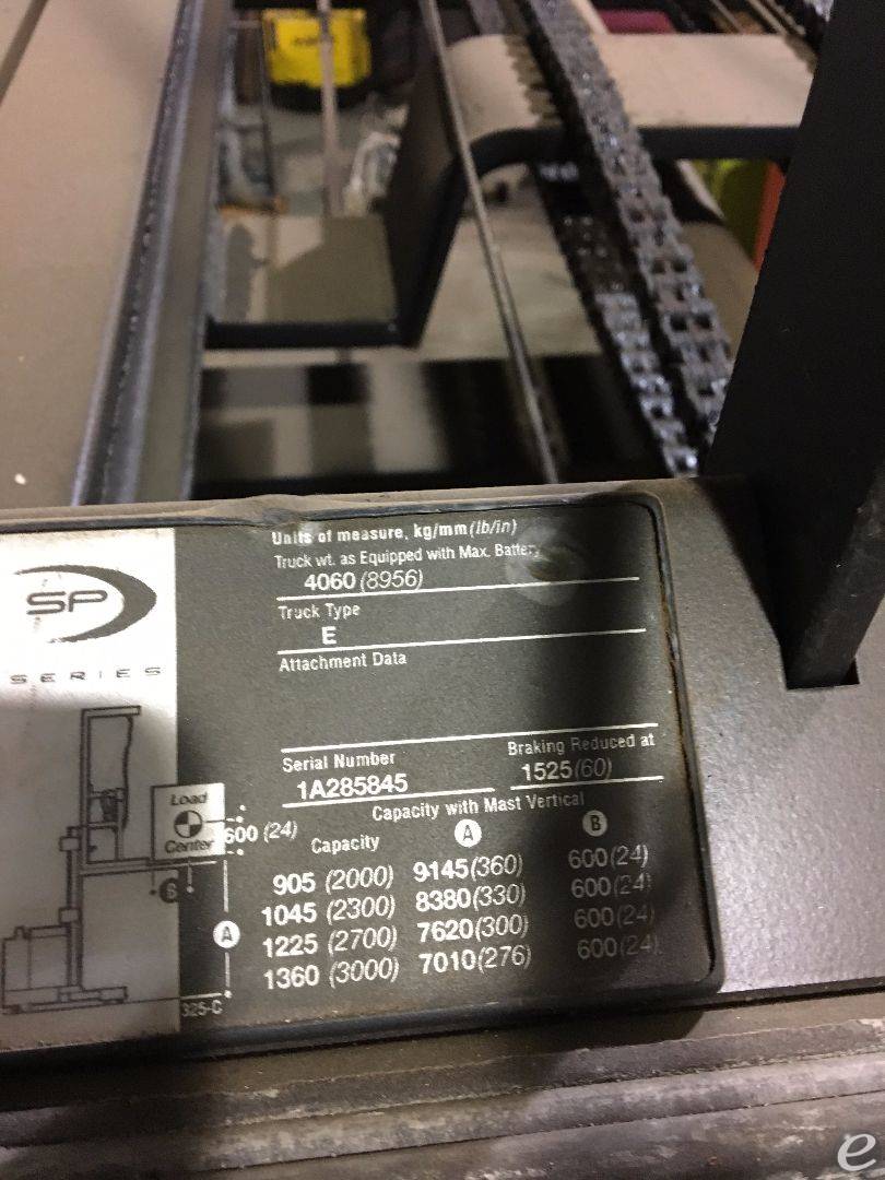 Electric Crown SP3000 Electric Order Picker