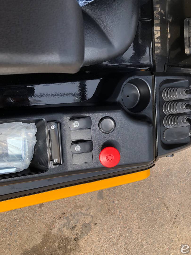 2022 Electric Hyundai 25BC-9 Pneumatic Tire 4 Wheel Sit Down