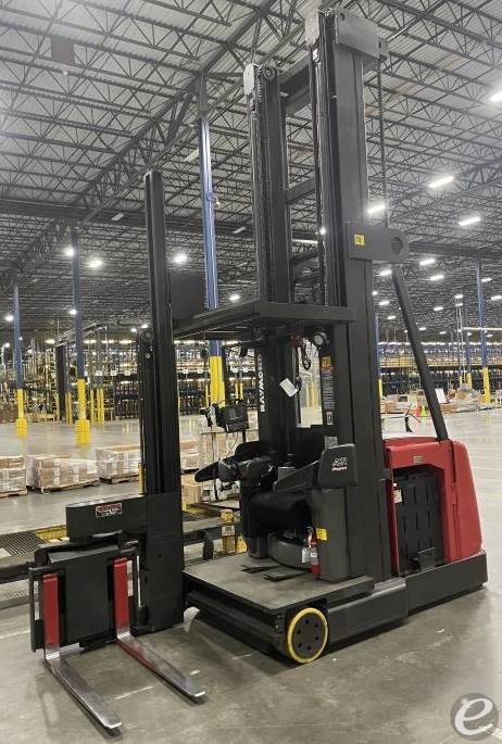 2007 Electric Raymond Electric Man Up Swing Reach Turret | Eliftruck
