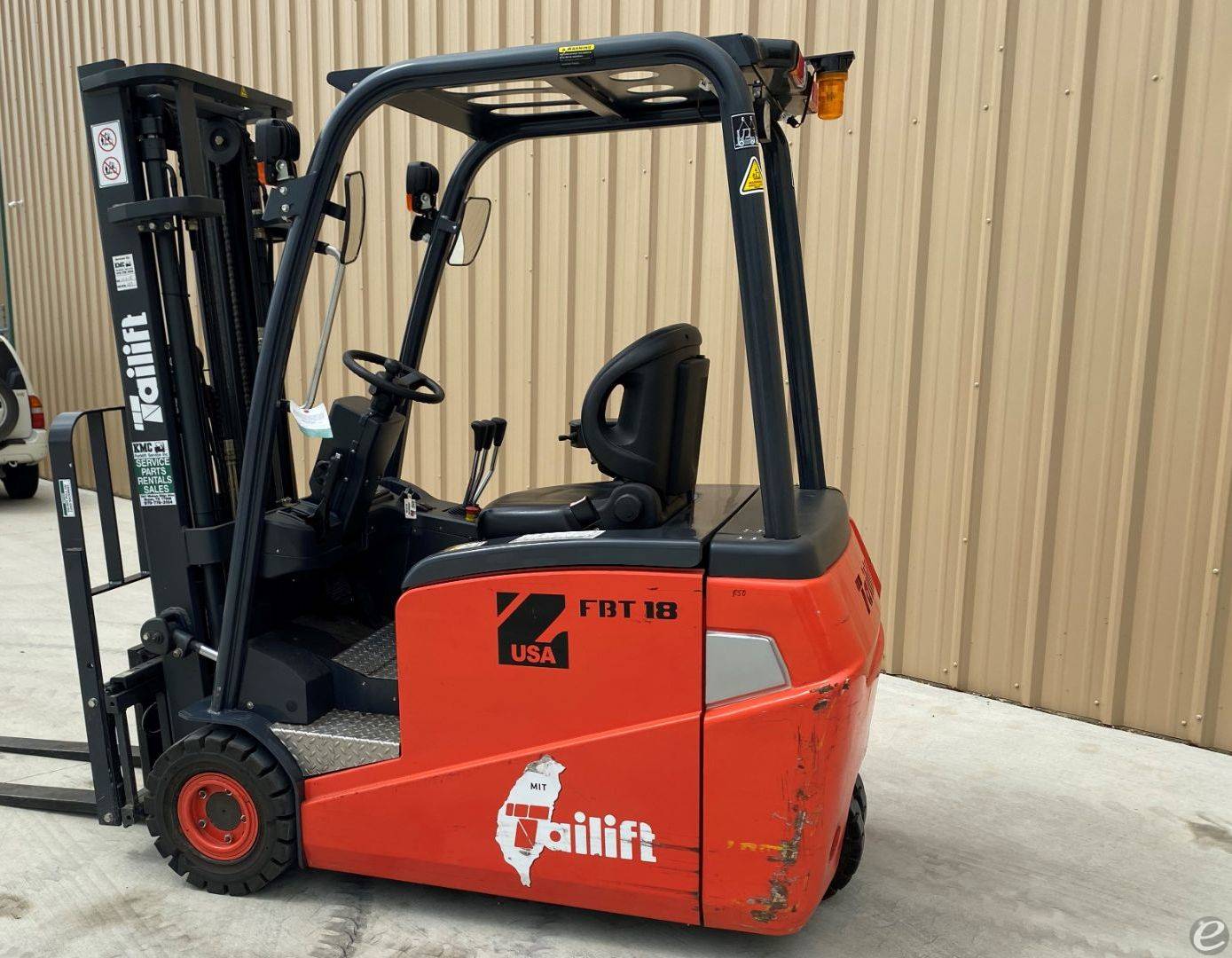 2018 Electric Tailift Electric 3 Wheel Sit Down | Eliftruck