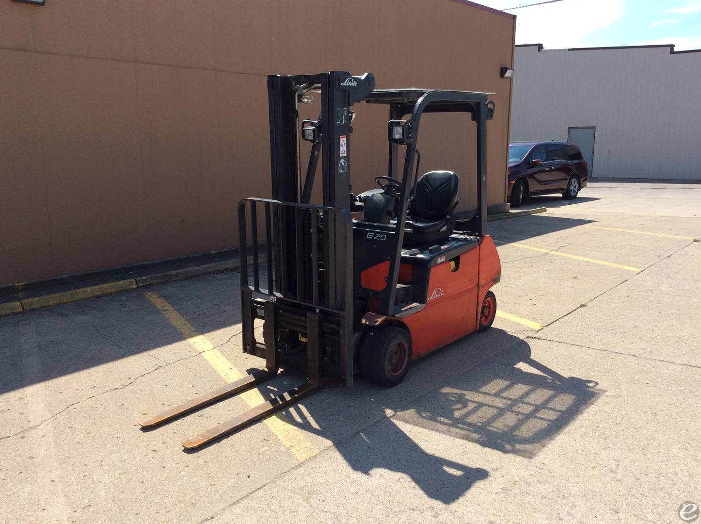 2014 Electric Linde E20C Electric 4 Wheel Sit Down