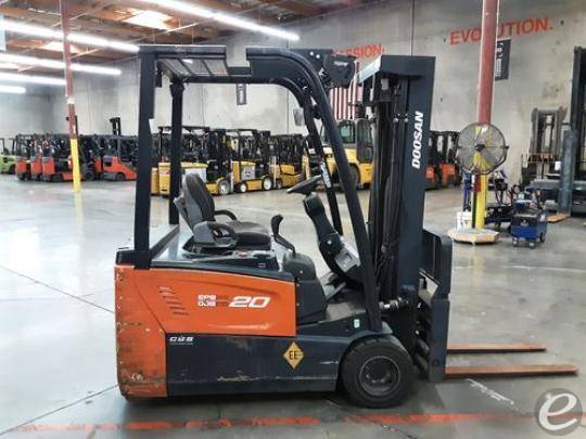 2017 Electric Doosan B20T-7 Electric 3 Wheel Sit Down