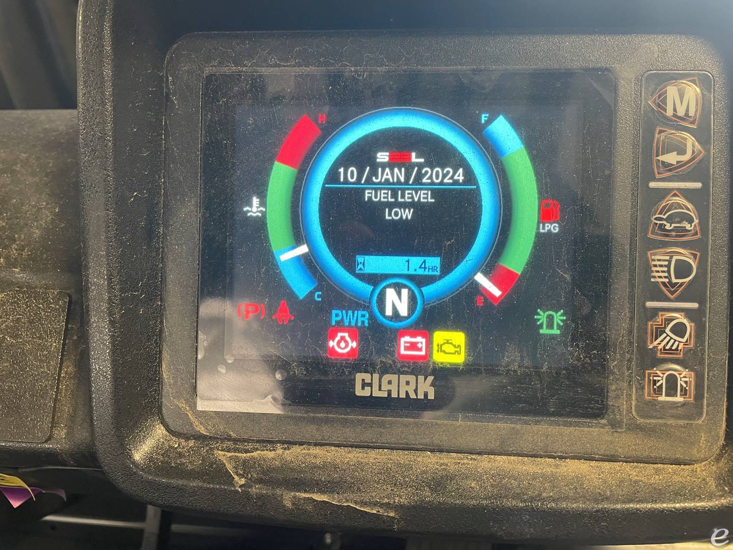 2023 LP Gas Clark Pneumatic Tire 4 Wheel Sit Down | Eliftruck