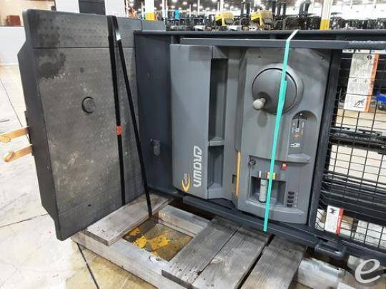 2010 Electric Crown SP3520-30 Electric Order Picker