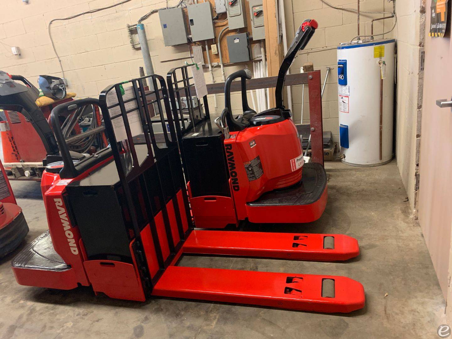 2016 Electric Raymond Forklifts 8410 - 123Forklift